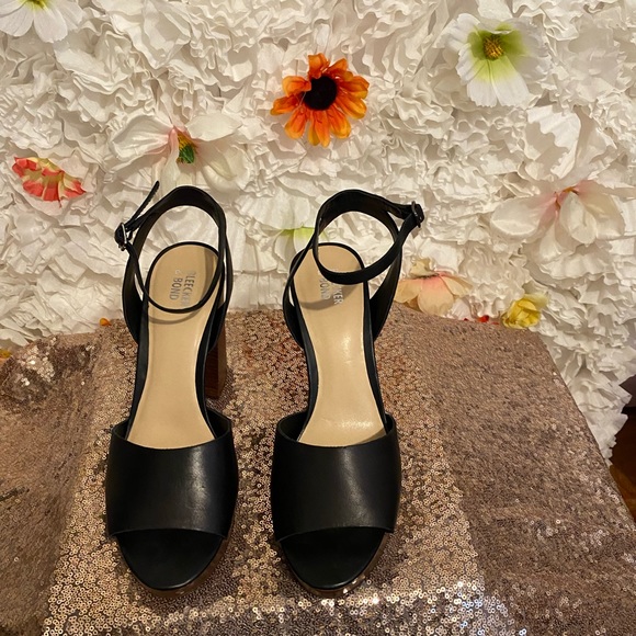 Bleecker & Bond | Shoes | Bleecker Bond Platform Black Open Toe Heels ...